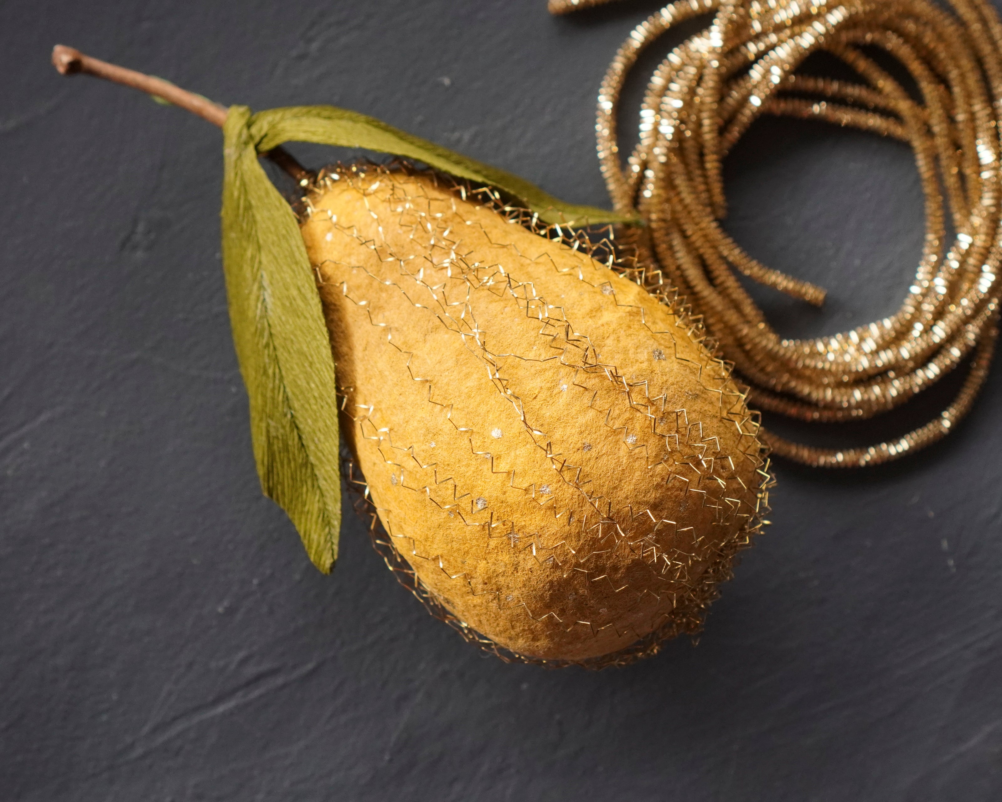 German Crinkle Wire - Gold Spiral Stretch Wire Trim, 4 Strands