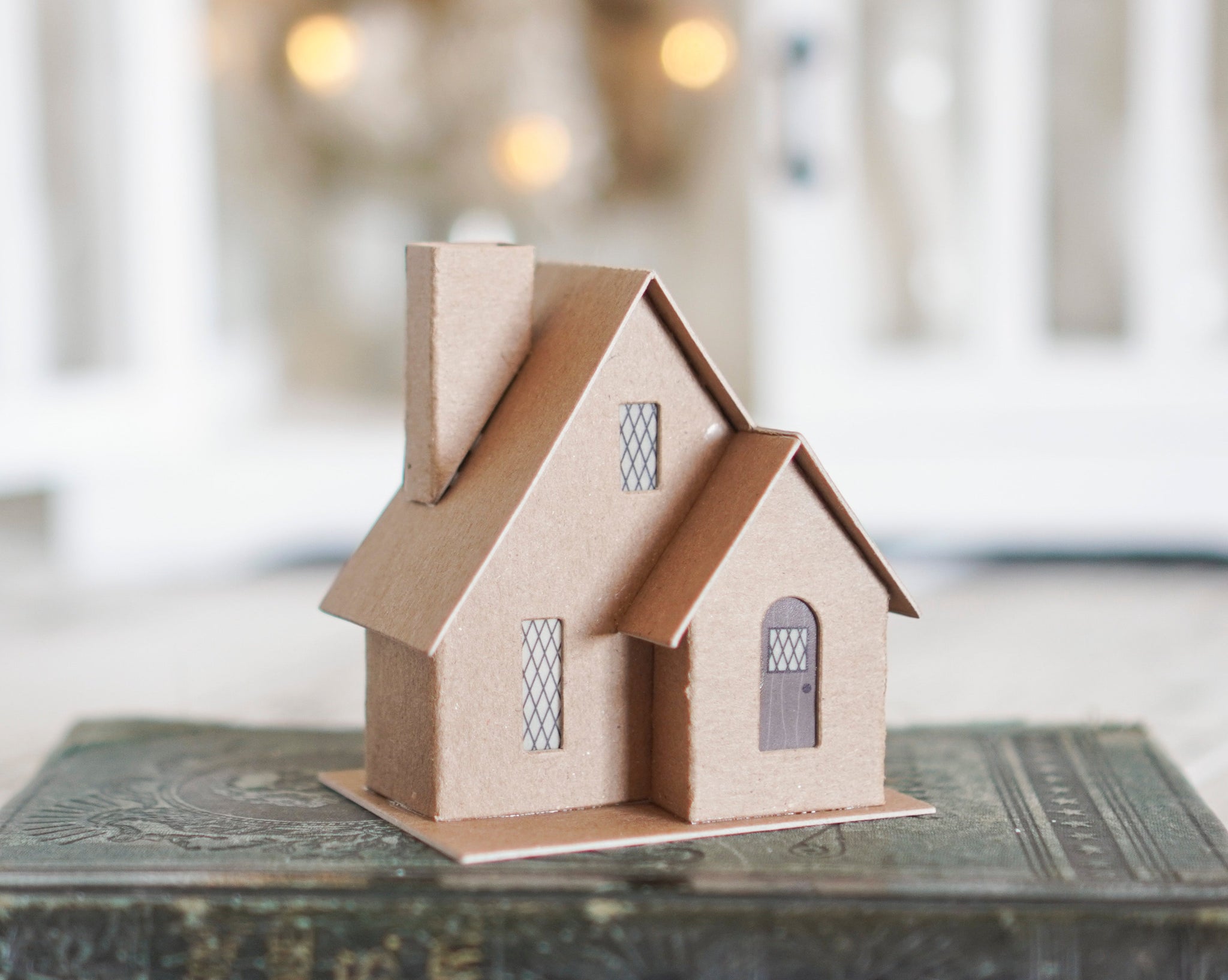 Putz House Kit - DIY Flat Pack Chipboard Christmas TUDOR HOUSE